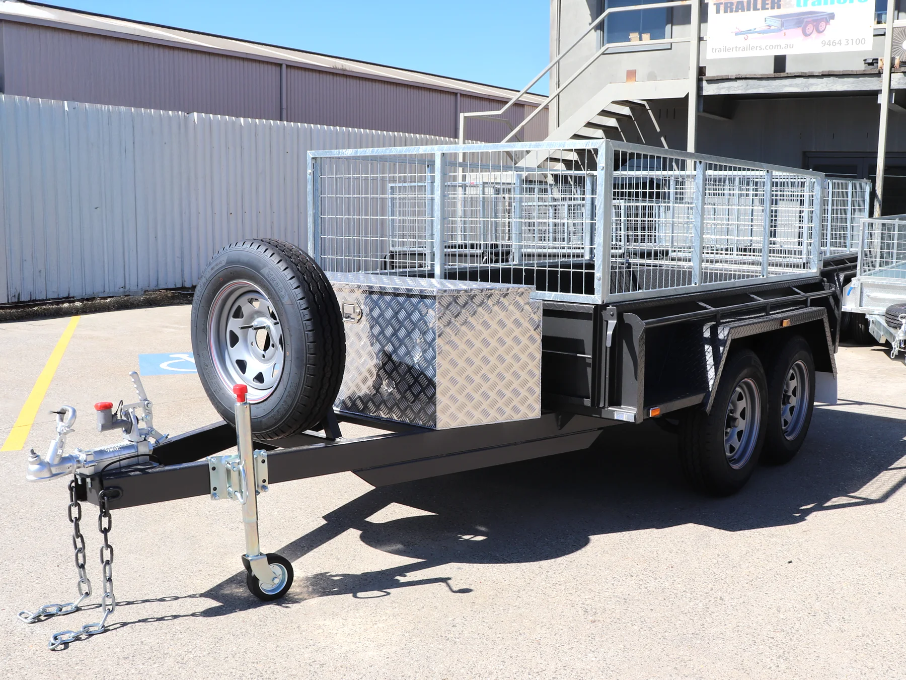 8x5 Heavy Duty Tandem Cage Trailer with Toolbox | Upright Spare