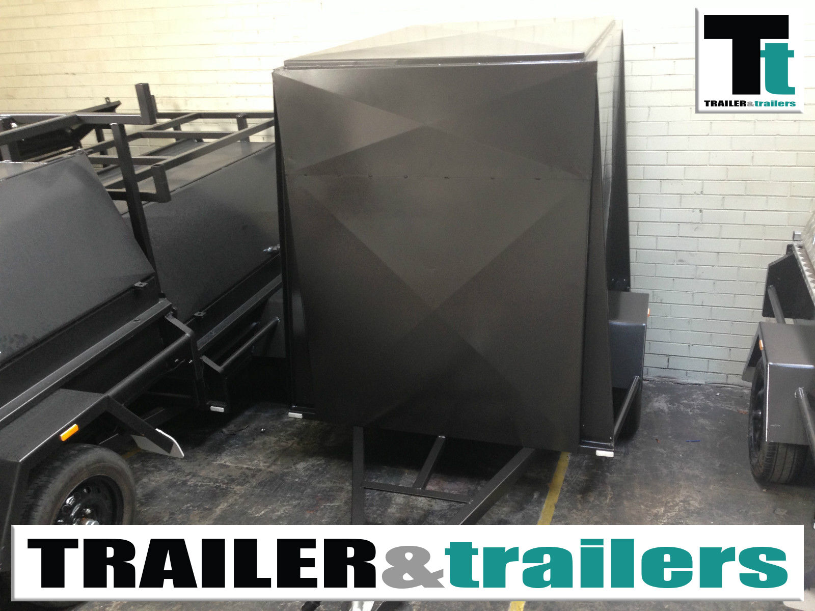 8x5 Single Axle 4Ft High Fully Enclosed Van / Cargo Trailer for Sale