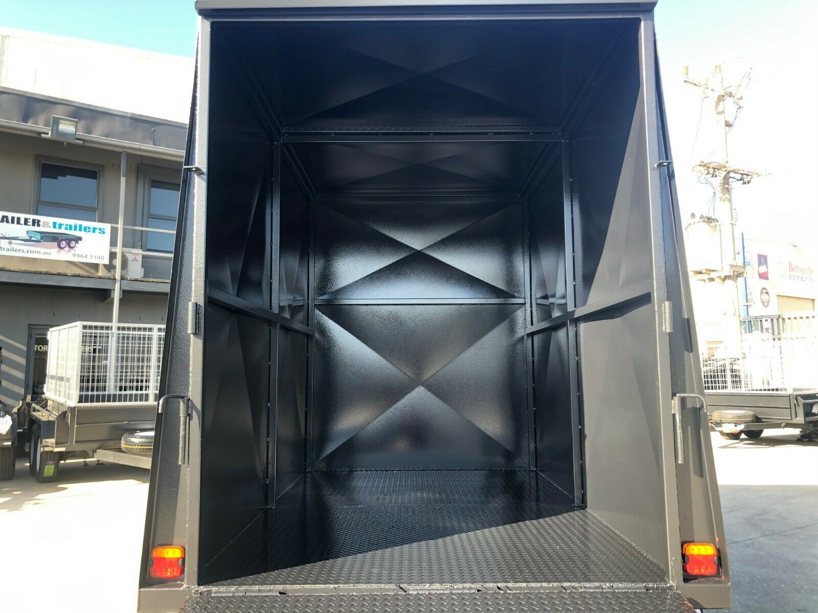8x5 Enclosed VAN Cargo Trailer for Luggage 6Ft High 1400 GVM