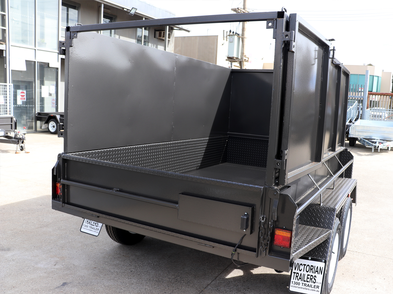 8x5 Tandem Hydraulic Tipper Trailer | 3Ft Painted Panel | 3.5 Tonne