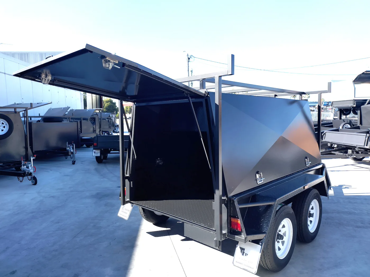 8x5 One Piece Tradesman Tradie Top Trailer Rear Lift Up Door