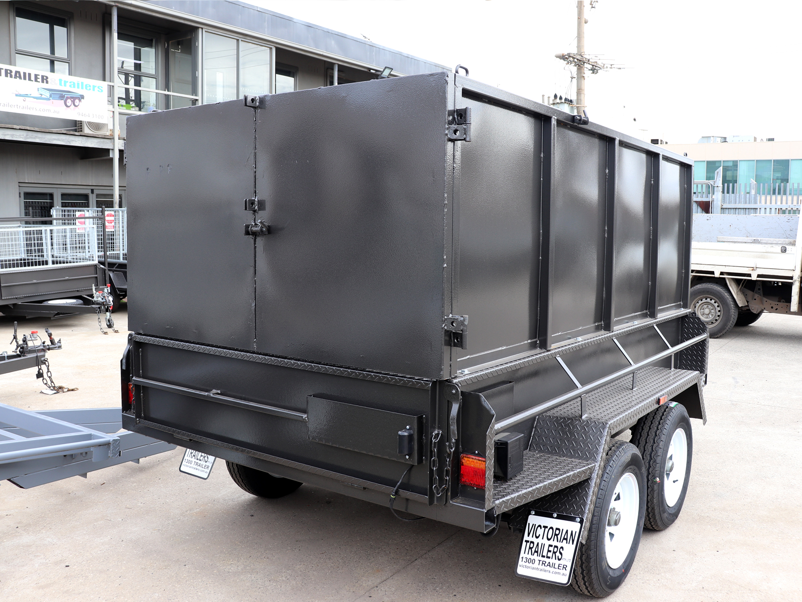 8x5 Tandem Hydraulic Tipper Trailer | 3Ft Painted Panel | 3.5 Tonne